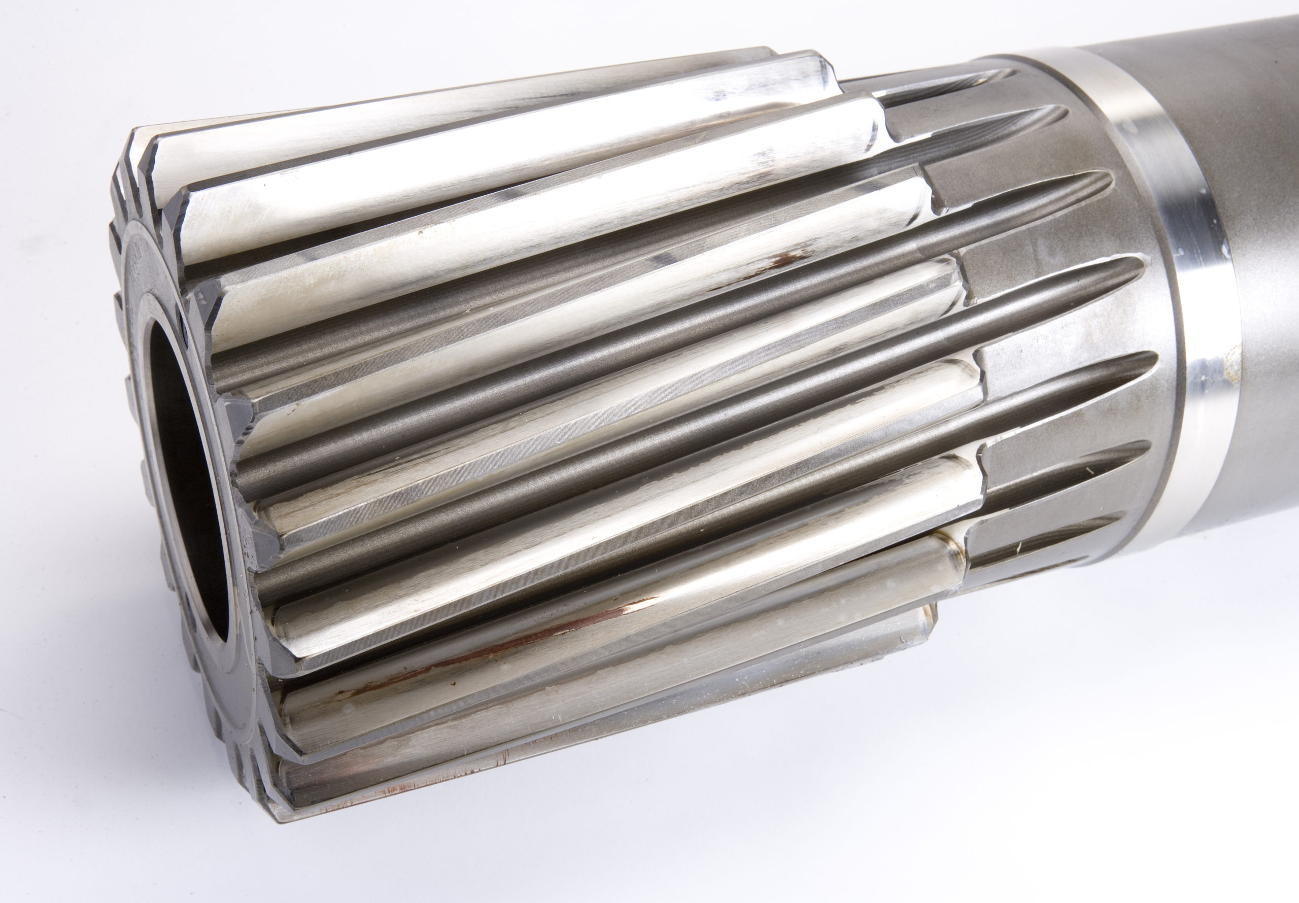 Before Wind Sun Pinion Close-up (2) - REM Surface Engineering